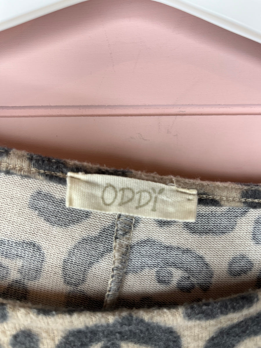 Medium Oddy Leopard Soft Oversized Top – Thrifty Babes